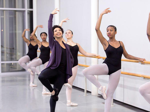 Ballet class with Monica Stephenson - Zarely