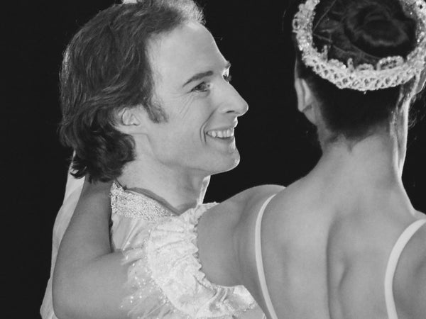 Benjamin Stewart - Worldwide ballet class - Zarely